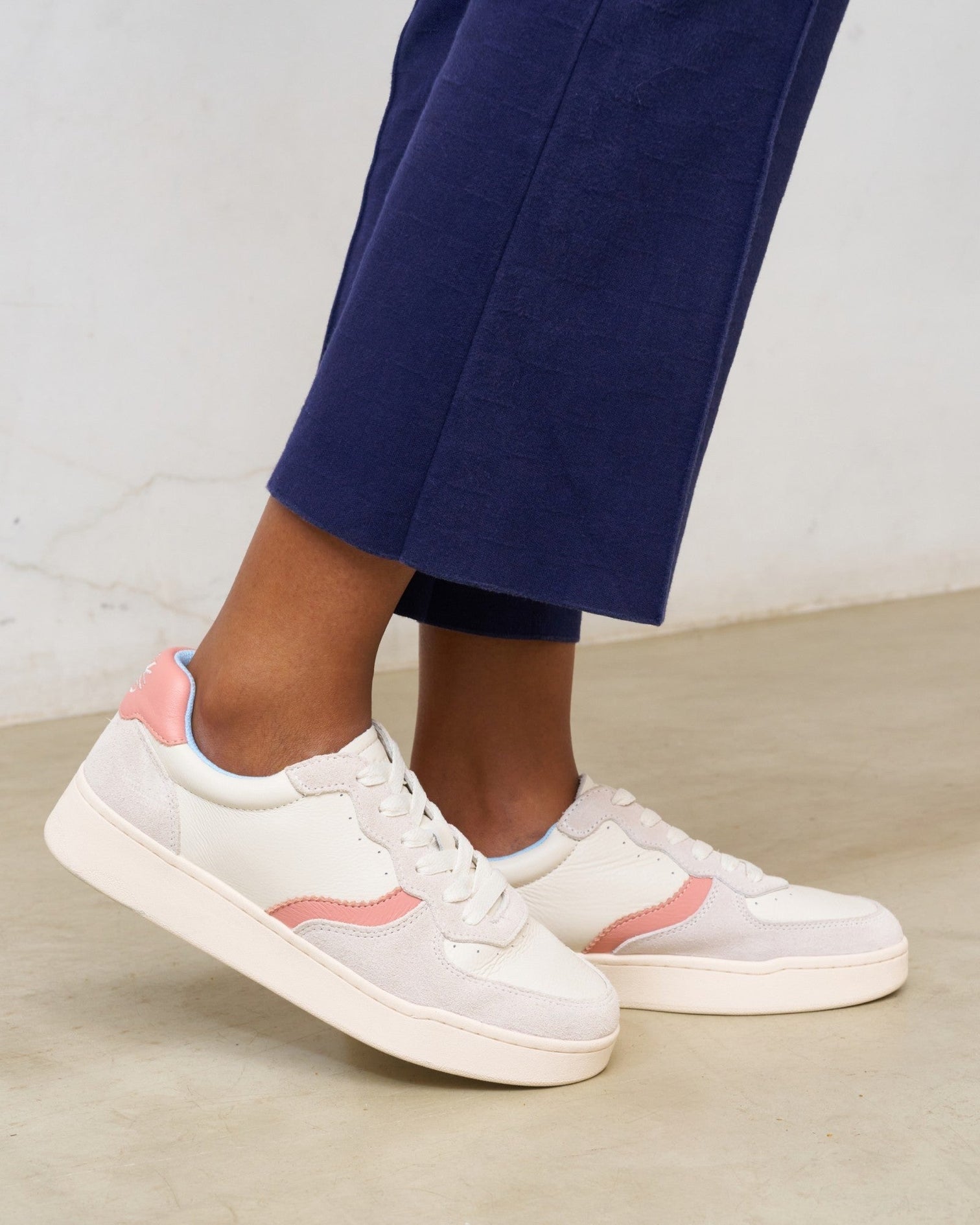 Roma Retro Sneaker - White - Pink - Light Blue Women's – Soludos